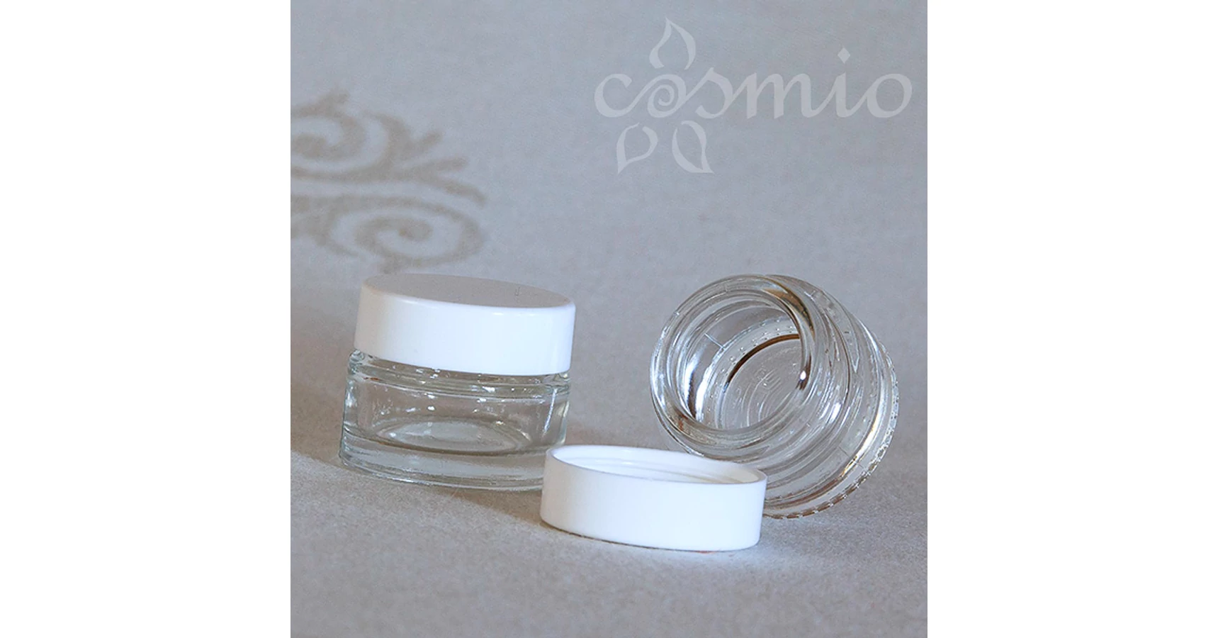 Mia üvegtégely fehér tetővel, 5 ml űrtartalommal - Cosmio ...