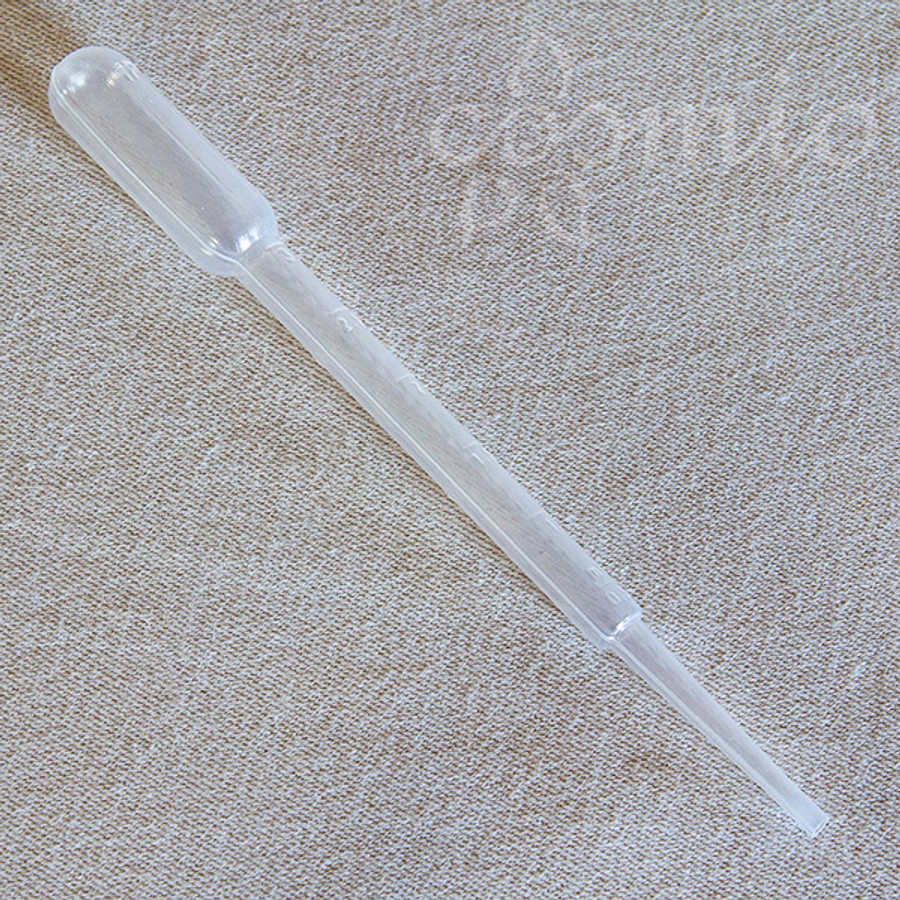Műanyag pipetta, 3 ml-ig skálázva.